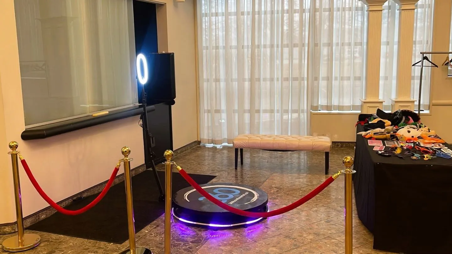 Fort Erie 360 Booth Company | 360 Booth Rental
