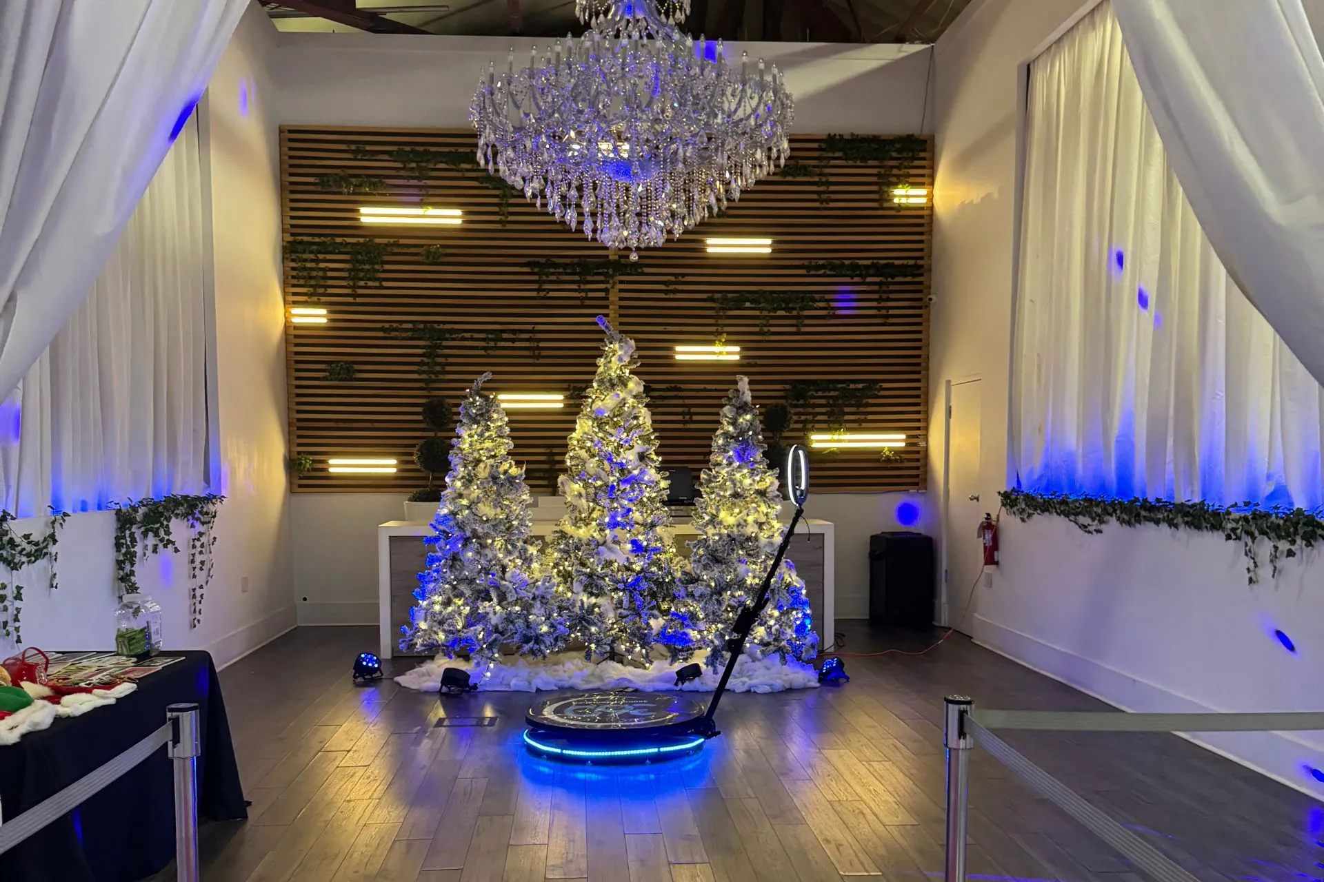 Paradise 360 Booth Company | 360 Booth Rental
